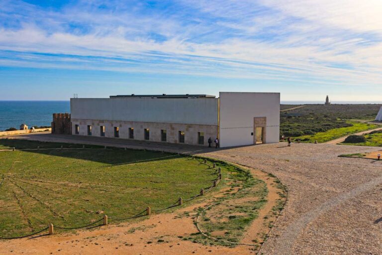 Sagres Fortress - a detailed visitors' guide - The Algarve Family